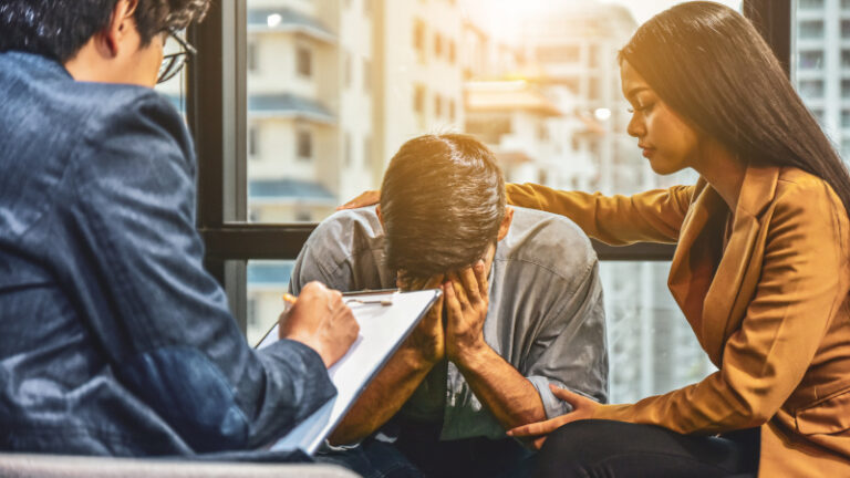 The Essential Guide to Becoming a Marriage and Family Therapist (MFT)